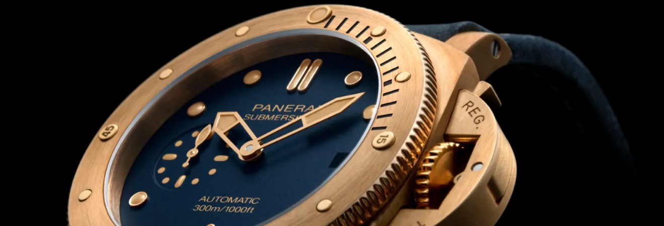 Panerai Submersible Bronzo Blu Abisso Now Comes in A Smaller Case | The ...